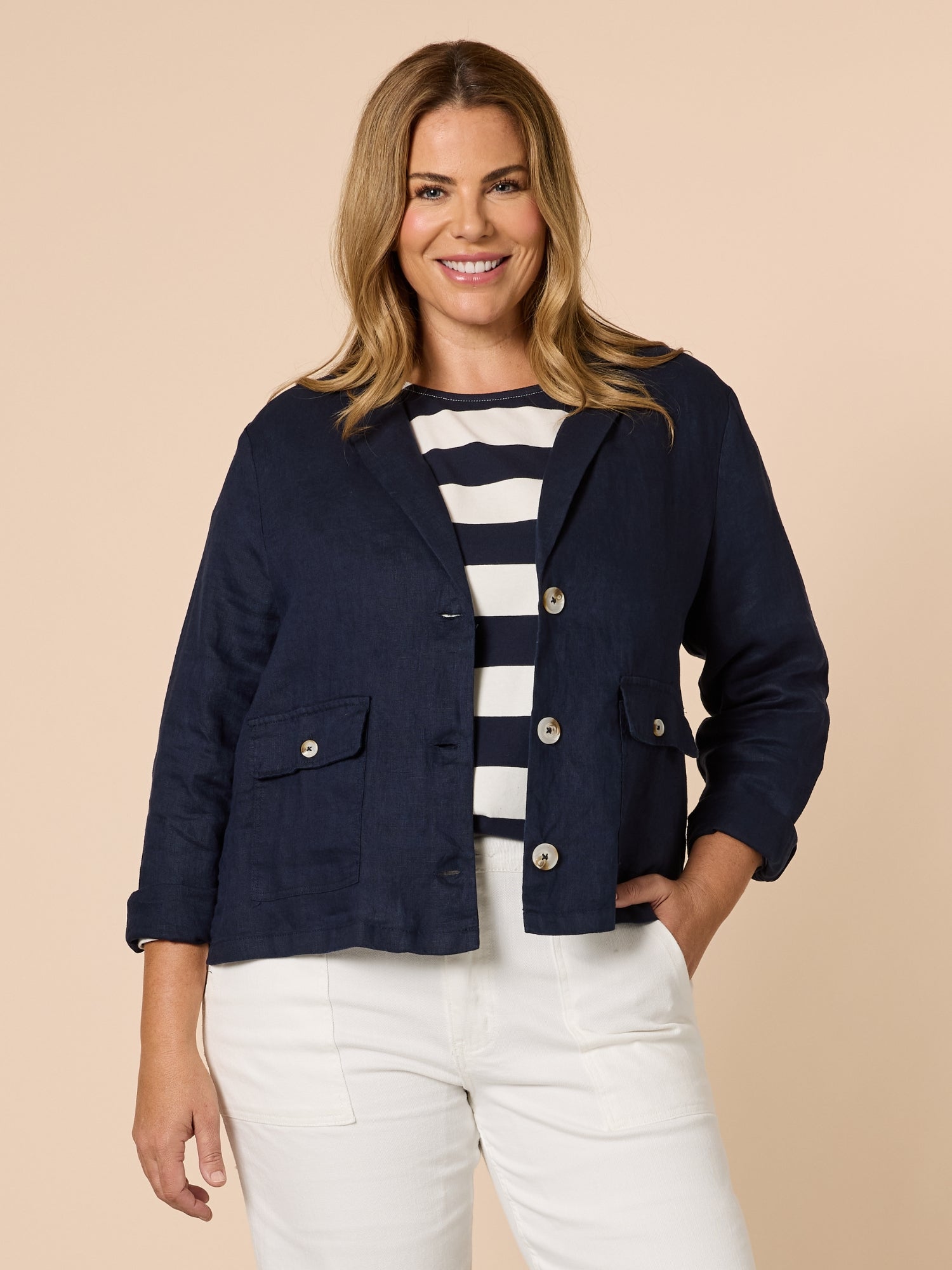 Danielle Linen Cropped Blazer - Navy – Gordon Smith